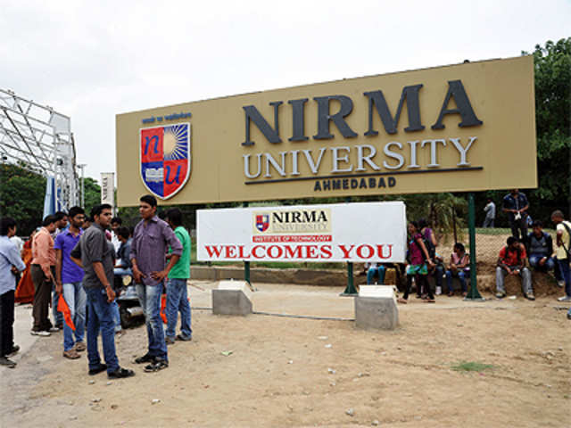 Nirma Uni Logo